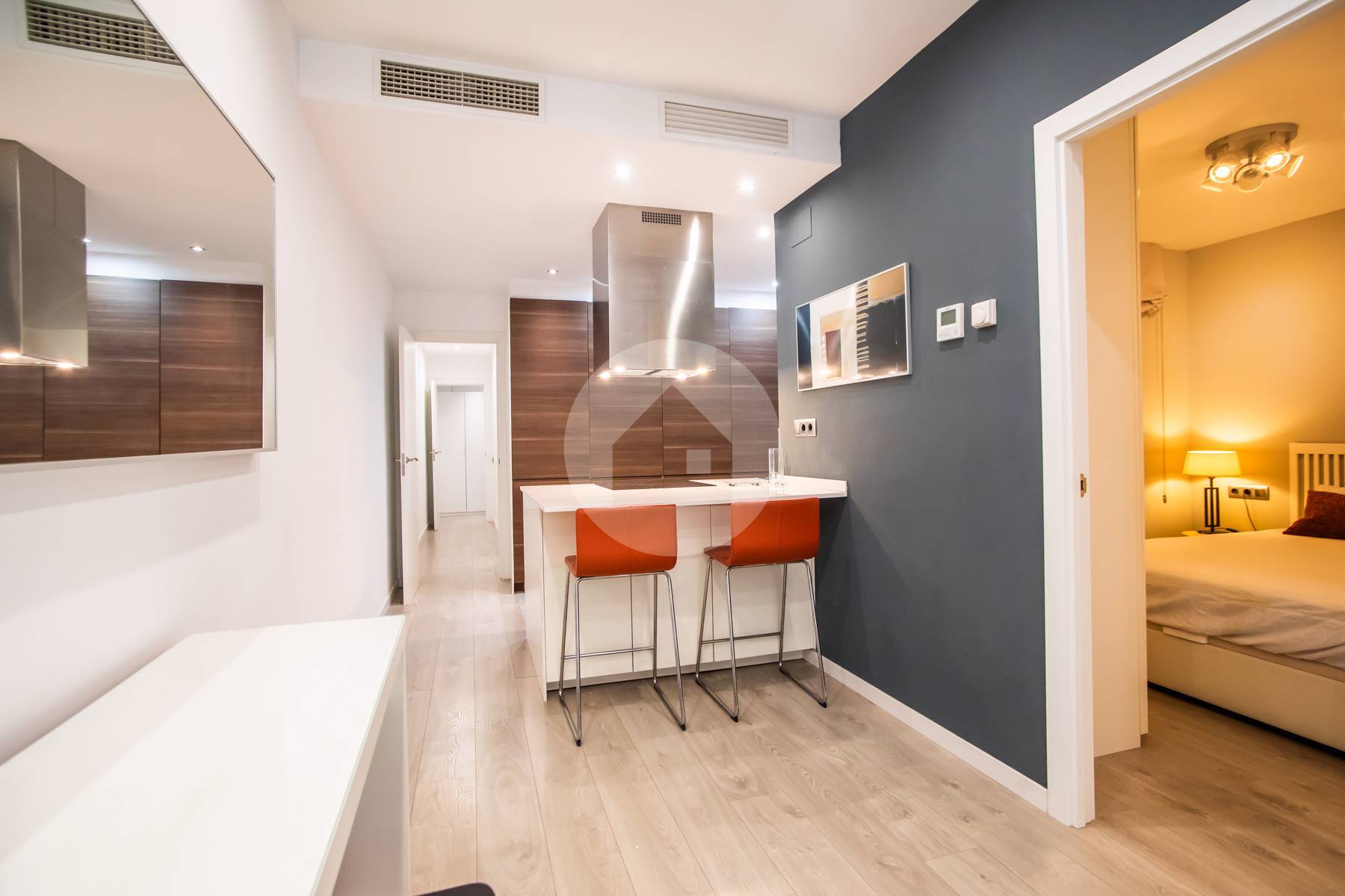 Modern apartment of two bedrooms for rent | Locabarcelona