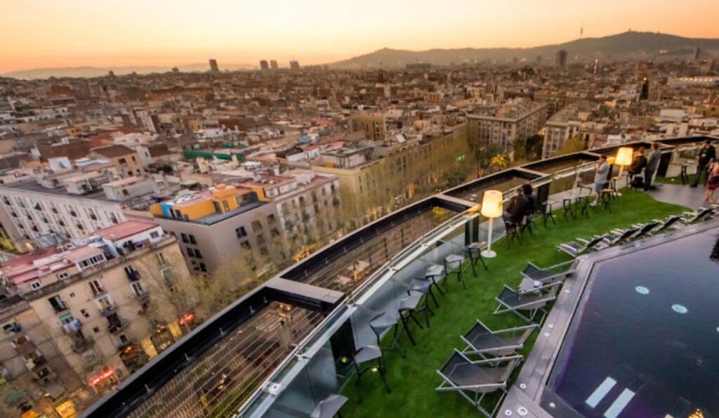 Que ver en el Raval: ruta de 12 lugares | Loca Barcelona